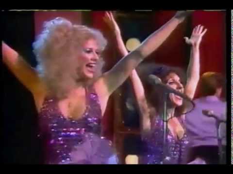 SCTV + DISCO - Perry Como Still Alive (Eugene Levy) - YouTube