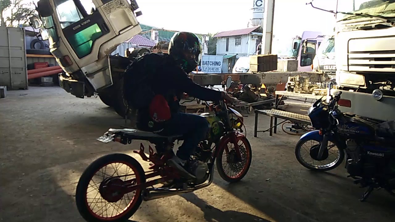 Yamaha stx 125 - YouTube