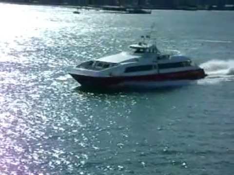 Mighty Ships: High Speed Catamaran 'RED JET 3' en route to Cowes.wmv ...