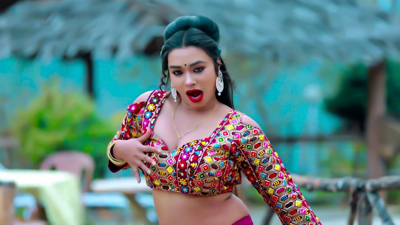 Pramod Premi के जबरदस्त डांस - Daradiya Lela Piya Aadha - #DJ_Dance - YouTube