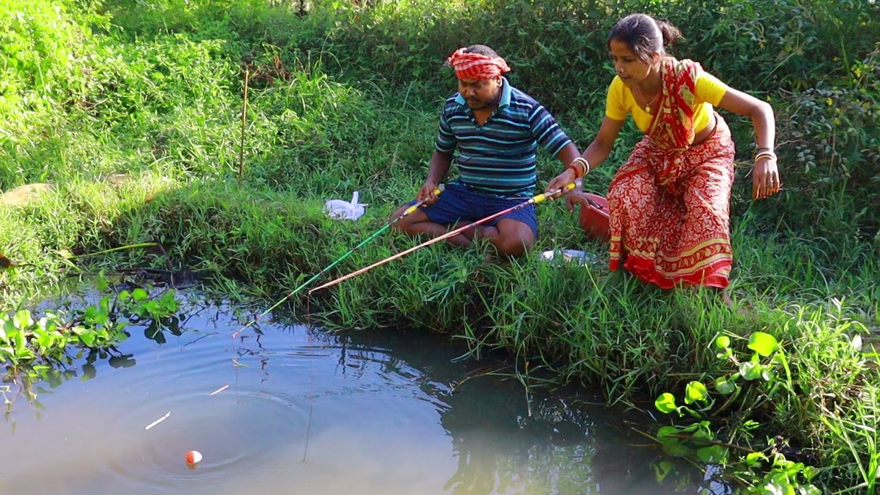 Fishing Video | Traditional Fishing In Side Pady Field Small Pond ...