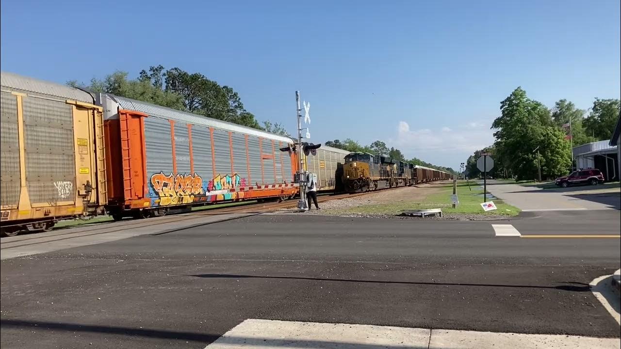 Massive NB coal train passing SB manifest through Folkston 4/7/2022 5:11 - YouTube