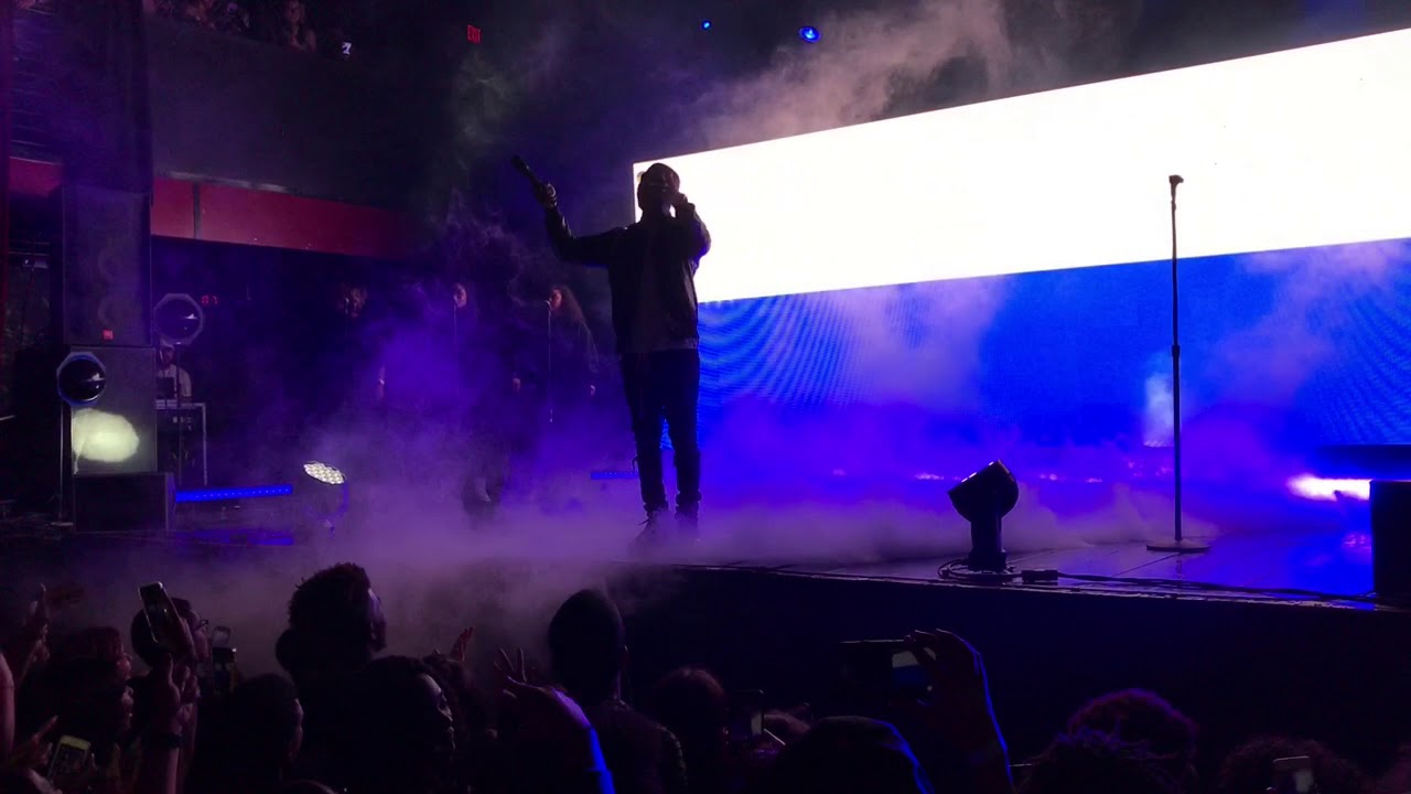 Dvsn - With Me (live) - YouTube