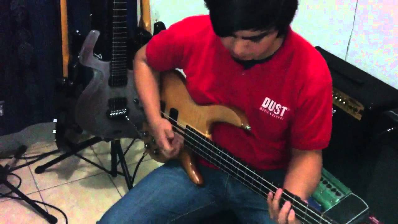 Recording bass por El gran Bajista Andy Chacon para el disc - YouTube