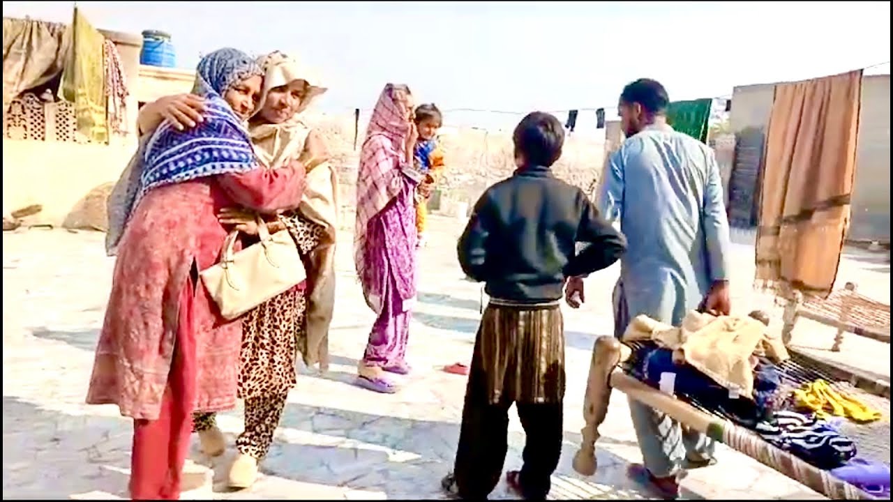 Sumera ko Ammi ji Ne koun apne ghar bulaia - YouTube