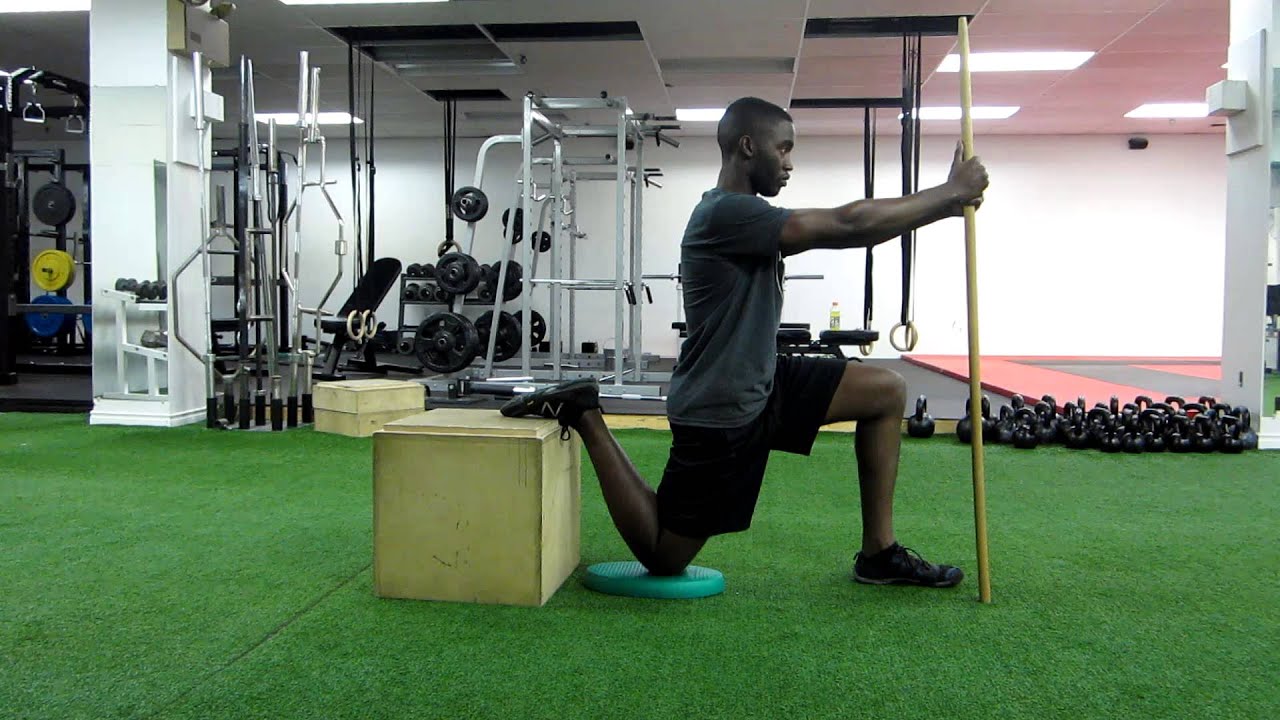 Toronto Personal Trainer - Box Hip Flexor Stretch with Core Activation ...