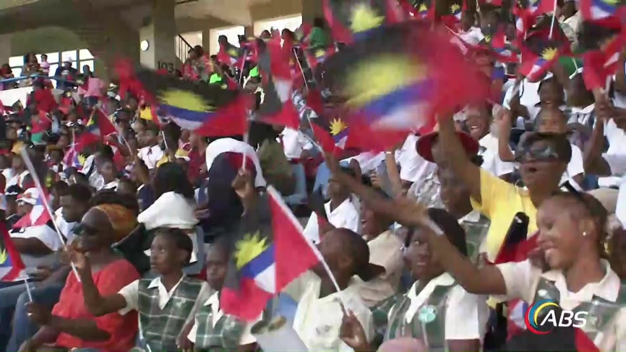STUDENTS THRILL SPECTATORS AT NATIONAL YOUTH RALLY - YouTube