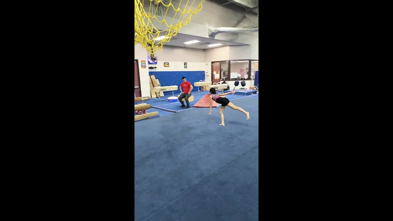 Butterfly gymnastic run - YouTube