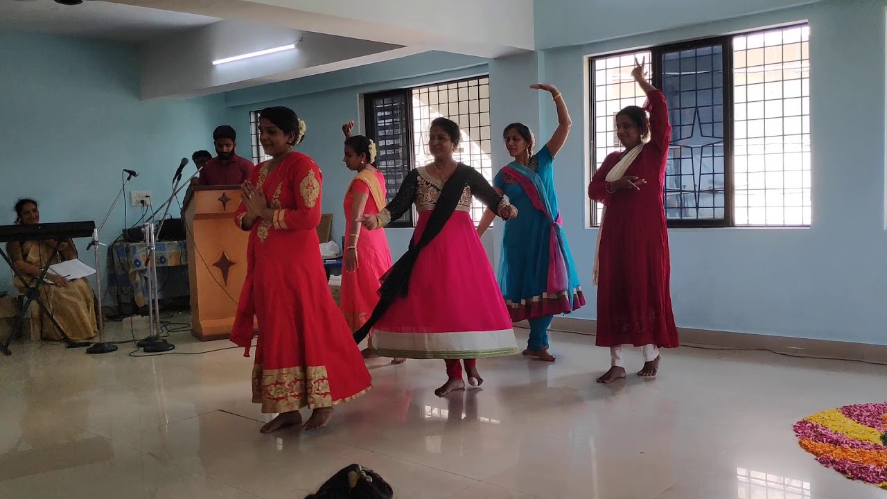 Devotional Dance by Mathrusangam - YouTube