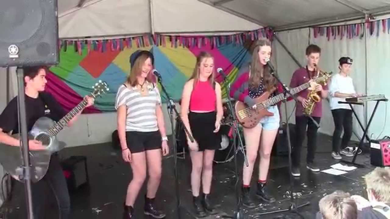 Zebra - John Butler trio cover by NHSPA Band at Newtown Festival 2014 ...