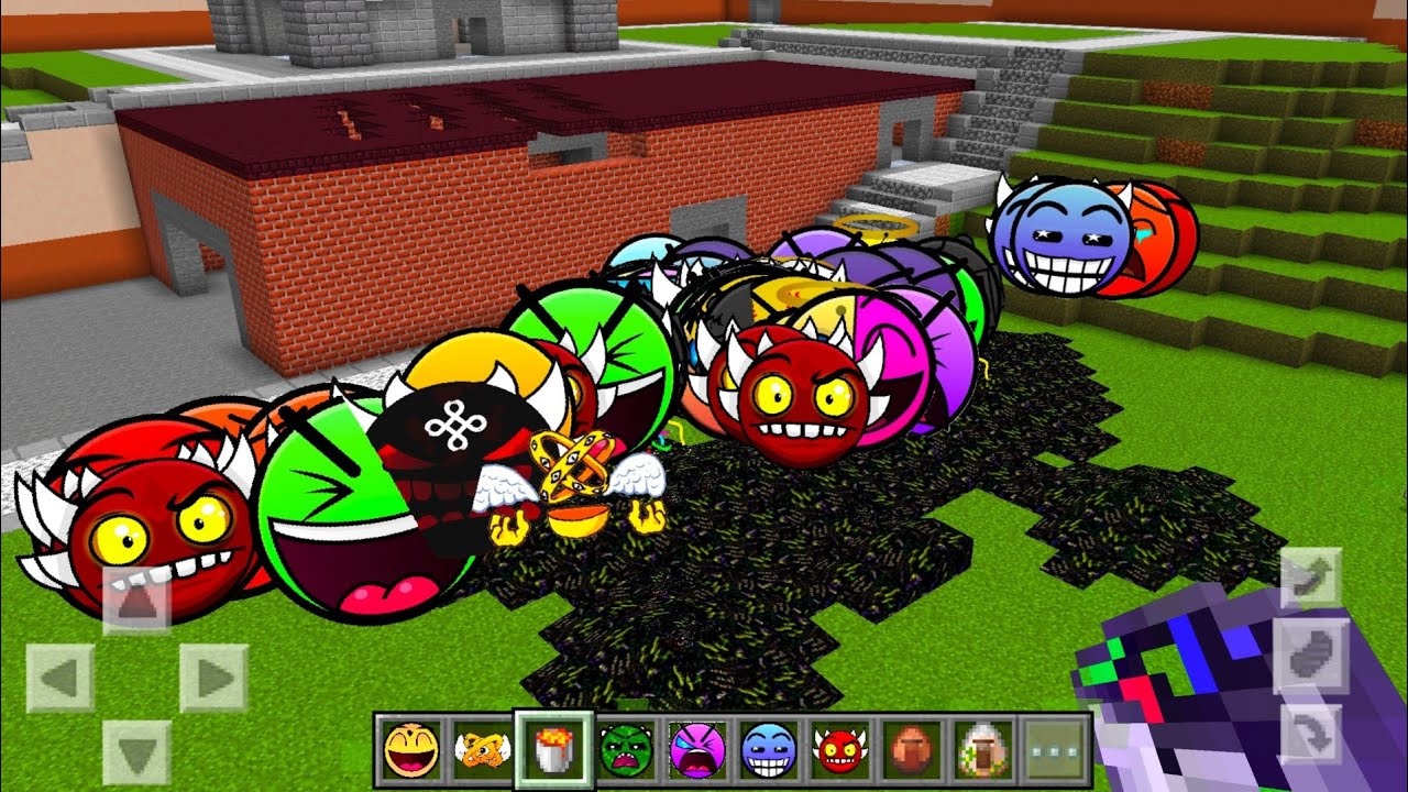 Too Much Lobotomy Dash Nextbots in Minecraft PE - YouTube