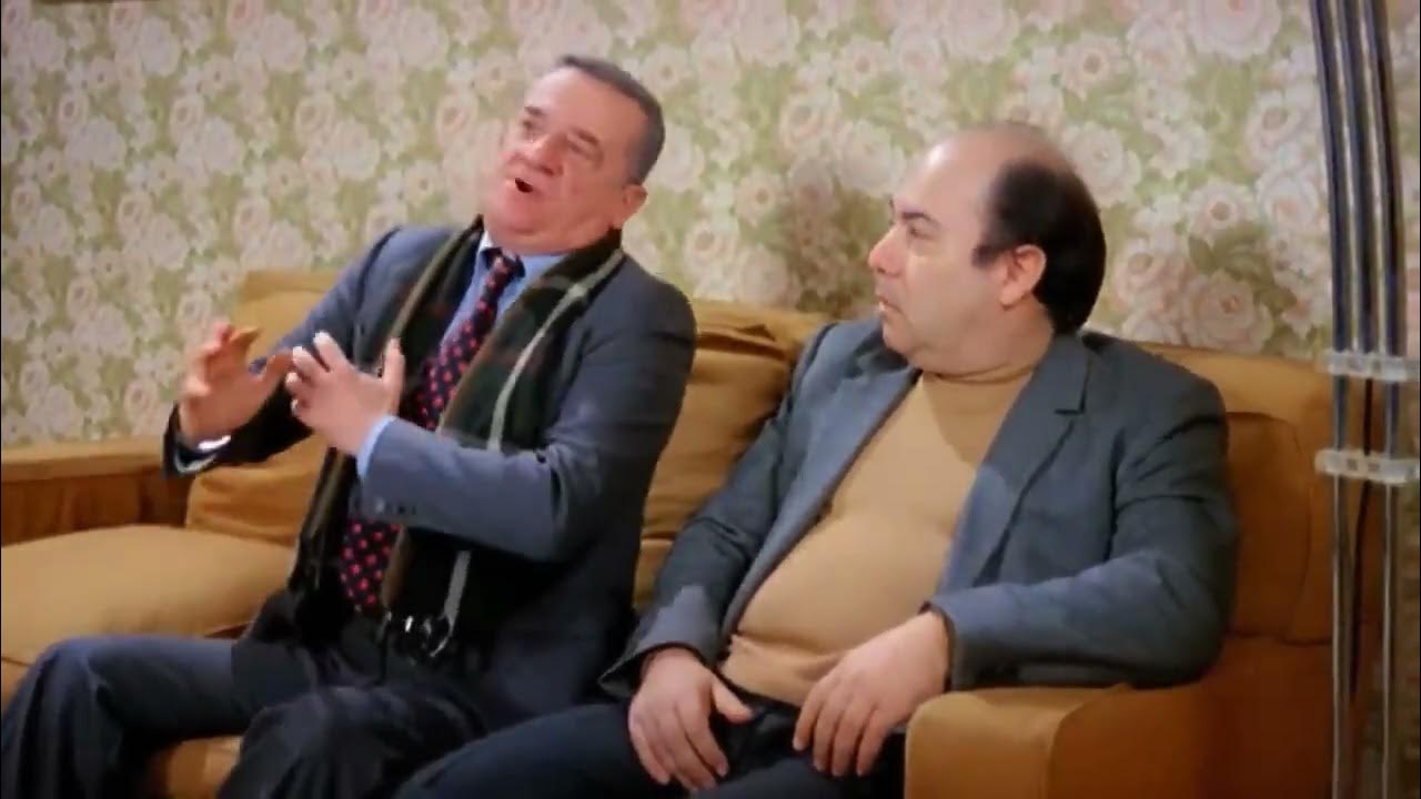 Vieni avanti cretino | Dal "dentista" | Lino Banfi - YouTube