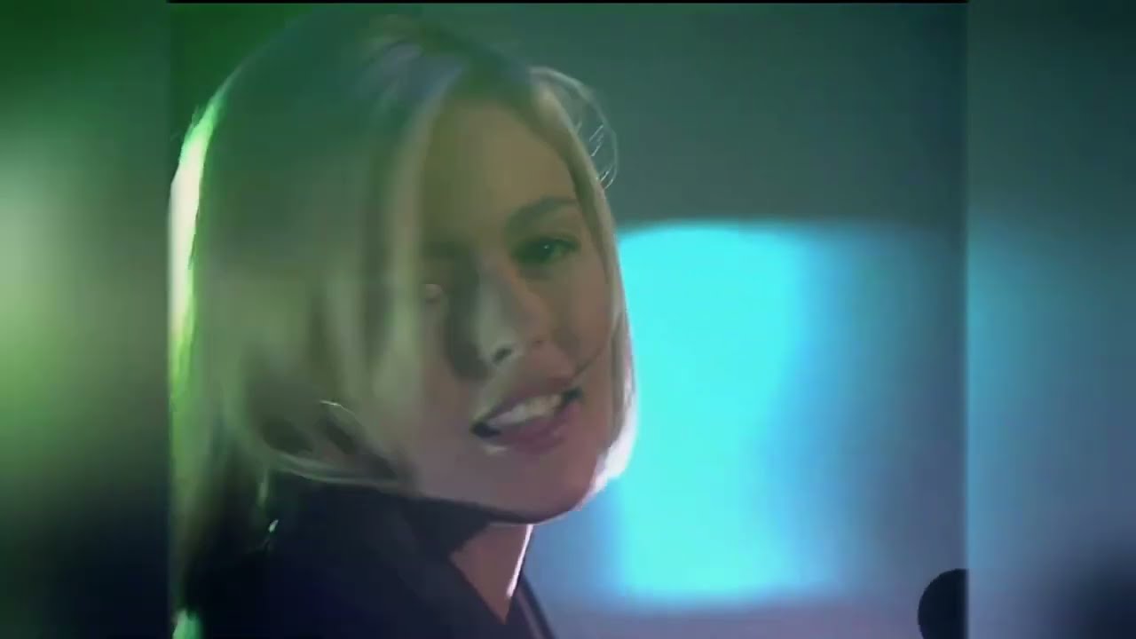 I'm Not Scared (Live) - Eighth Wonder - YouTube