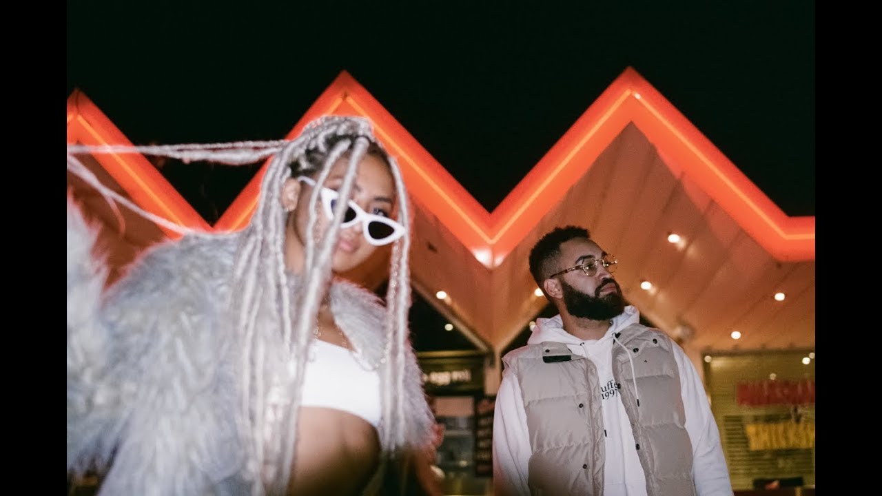 B Wise - Flex On (Official Music Video) - YouTube