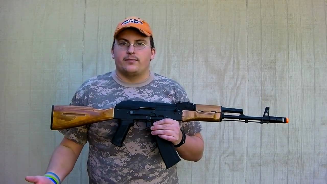 CYMA 0.48 AK-74 CHRONO - YouTube