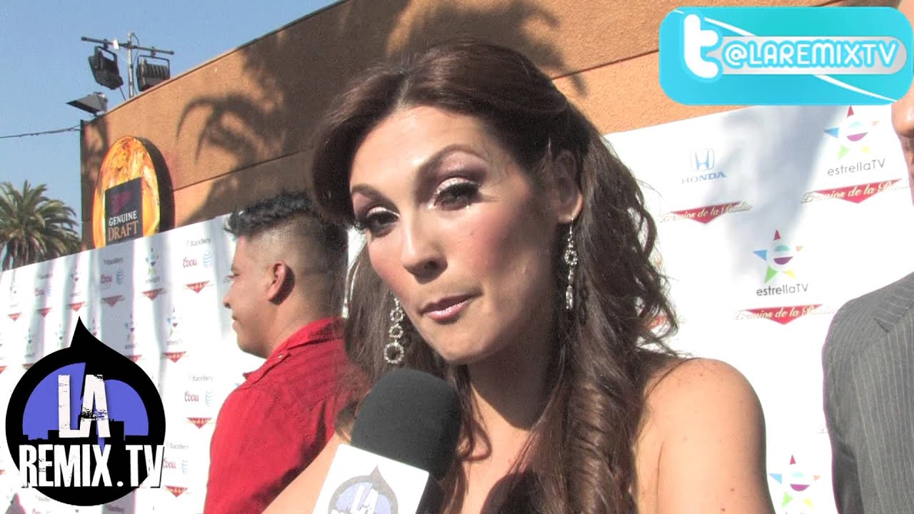 Entrevista a Nora Salinas Premios de la Radio 2012 - YouTube