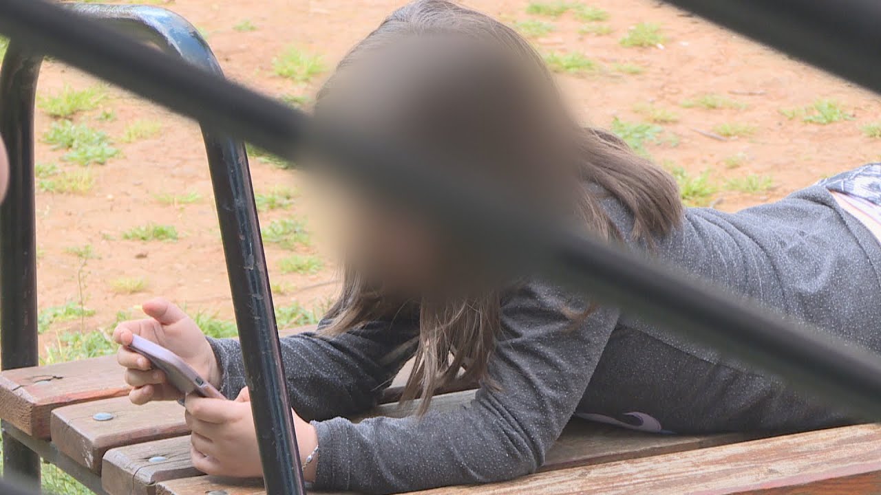 Internet i (pa)sigurt? Fëmijët të rrezikuar nga bota virtuale, si t'i ...