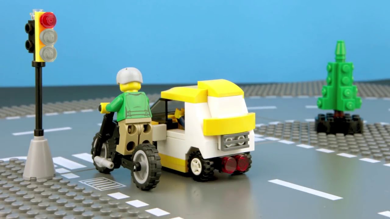 LEGO Stop Motion Traffic Lights - YouTube