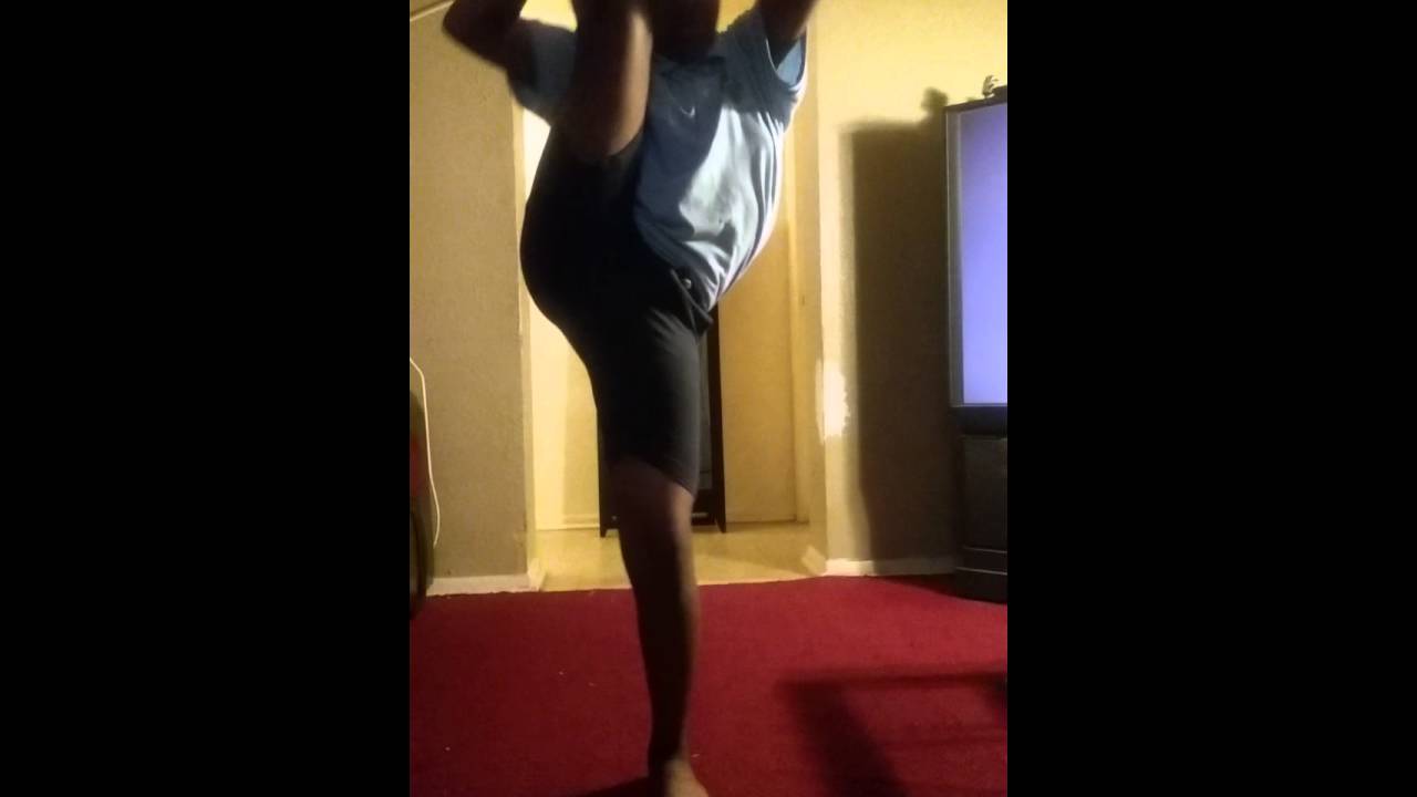 How to do a heel stretch - YouTube