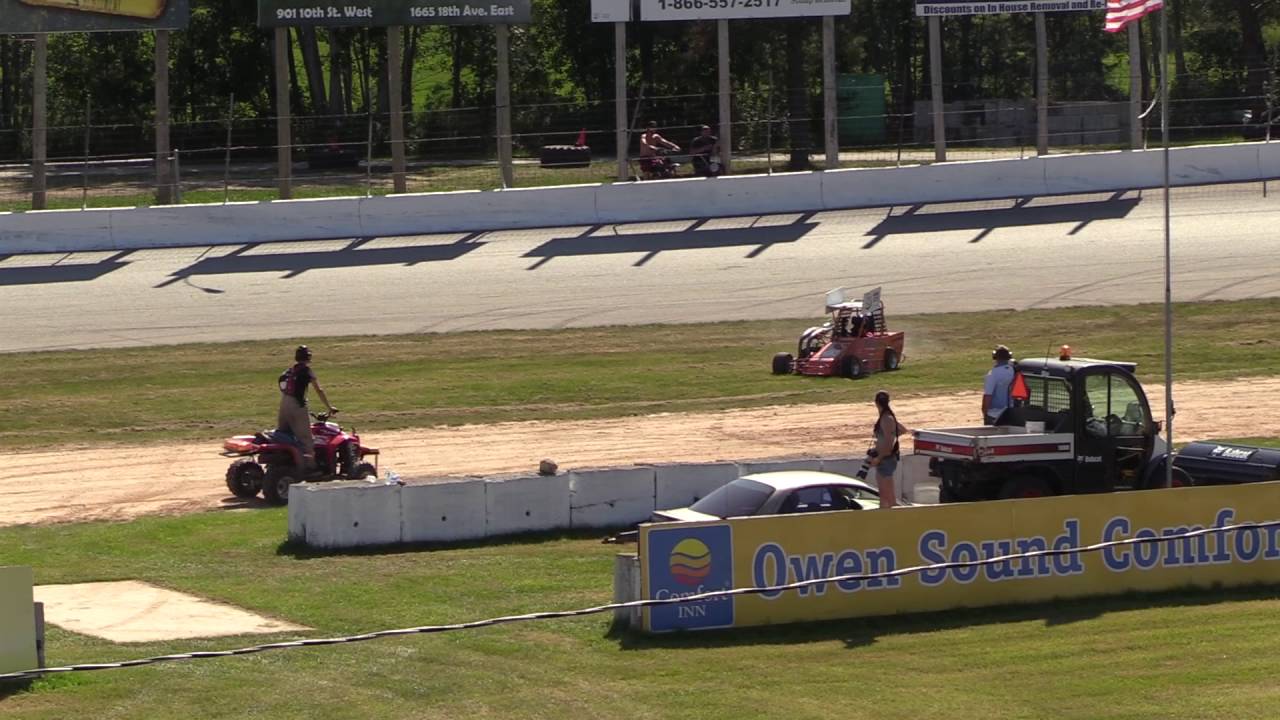 Sauble Speedway Outlaw Midget rollover, Sept. 4, 2016 - YouTube