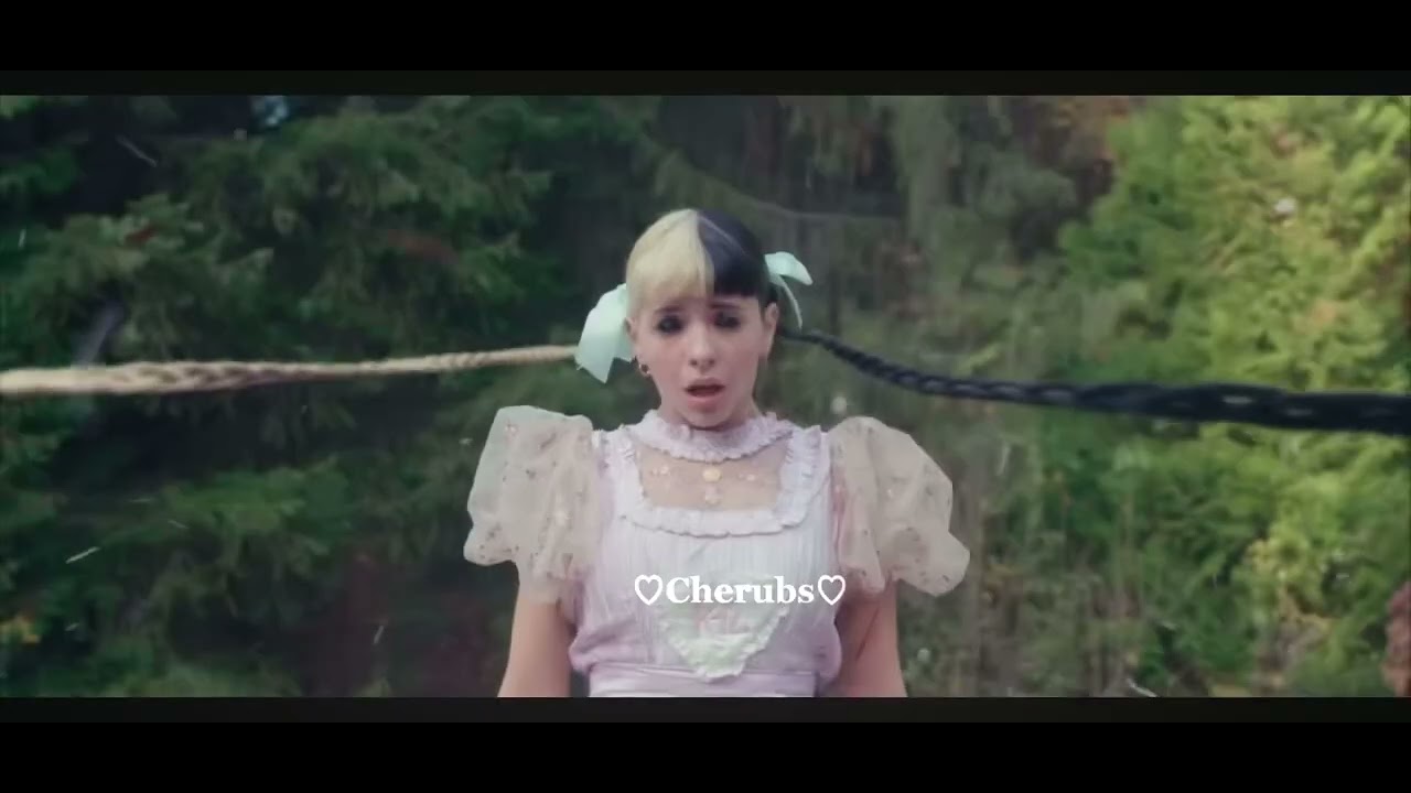 Class fight//Melanie Martinez edit - YouTube
