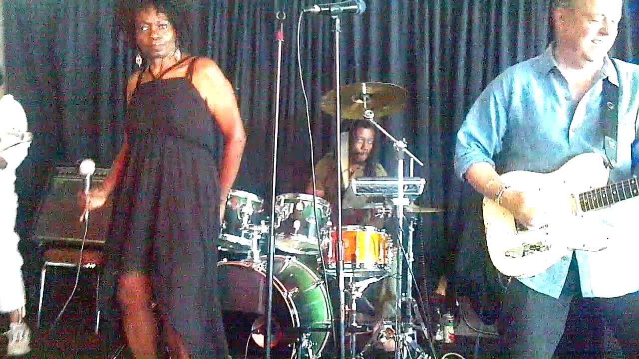 Fully Fullwood feat Ladydee Jeter, Bruno Coon, John McKnight, Tony Chin ...