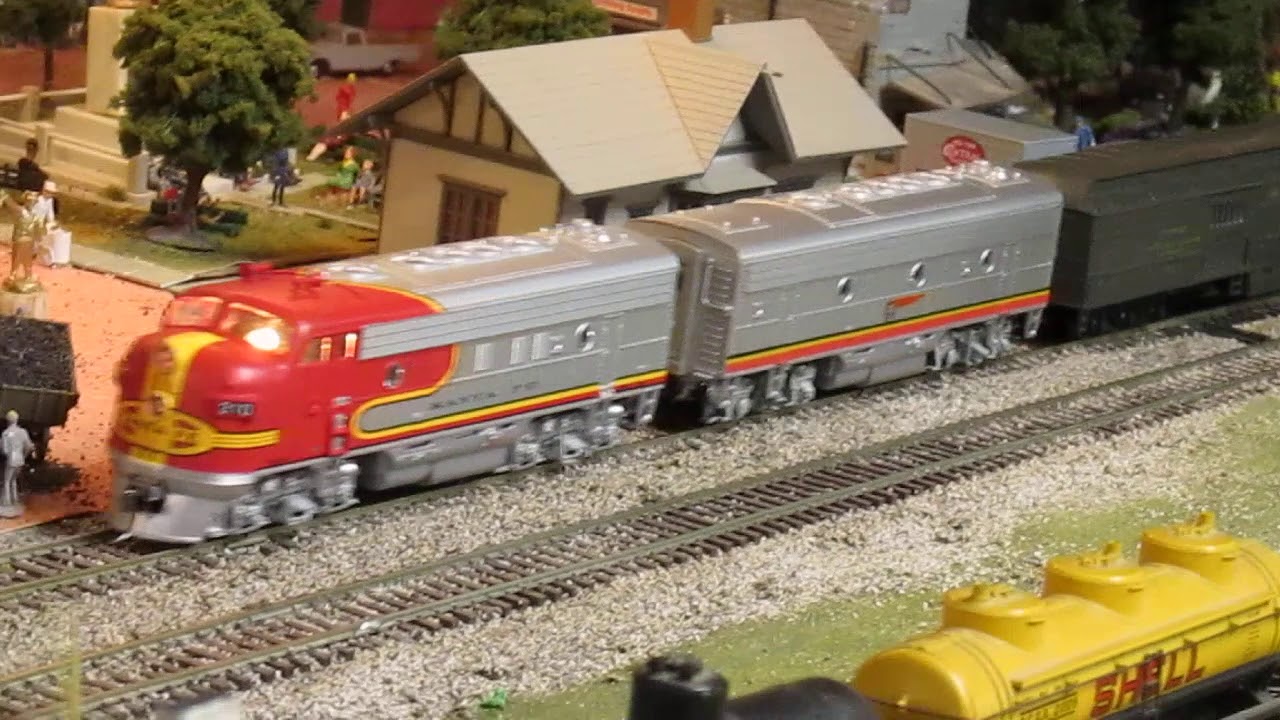 Vintage Santa Fe express passenger train runby. - YouTube