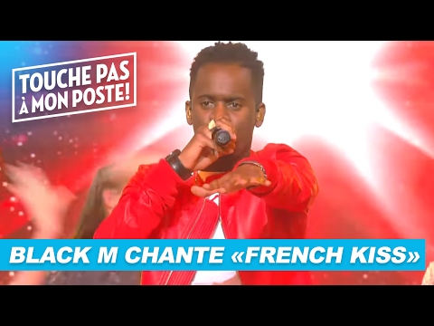Black M chante \