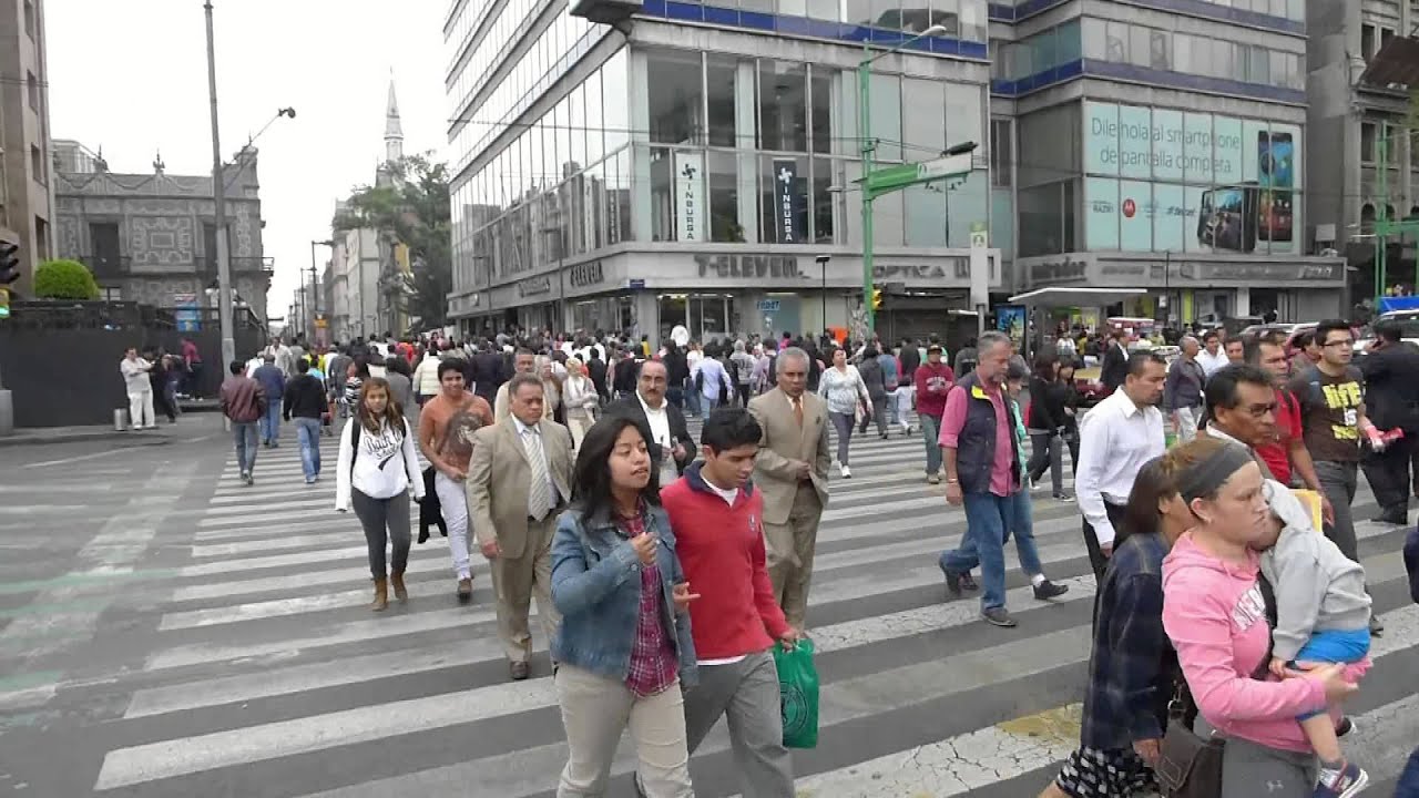 Real People Mexico DF - YouTube