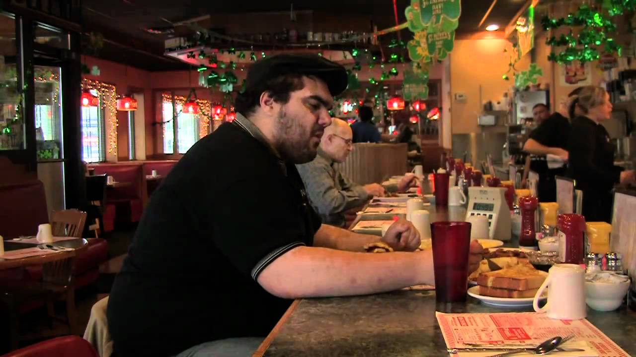 Joe Eats Milwaukee 01-Breakfast of Champions - YouTube