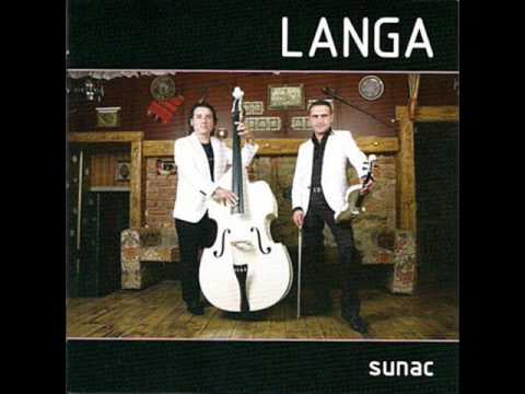 Langa -Belo odelo i zlatan zub