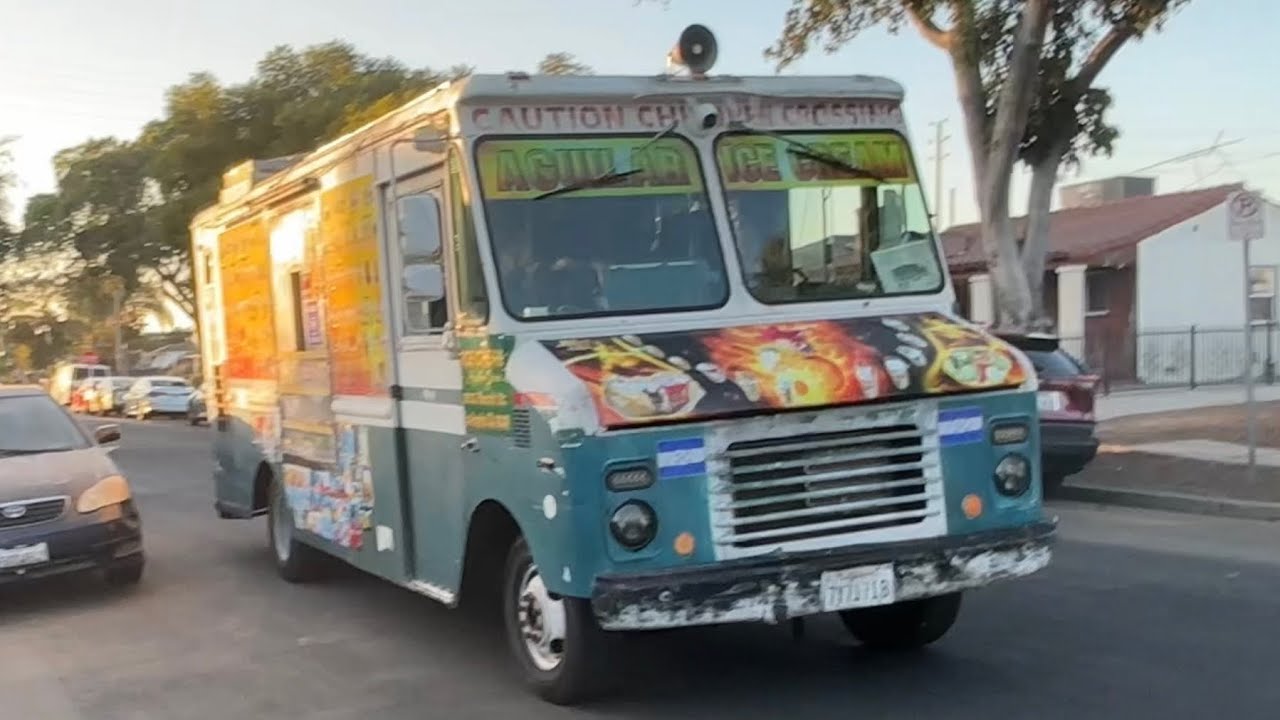 Jesus Aguilar’s ice cream truck playing Turkey in the Straw - YouTube