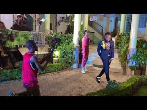 Mt Number One - One Day ft Sat-B(the scene part 2)akako karagutwenza Mt ati:Mbanza gukorayo!!!!!!!