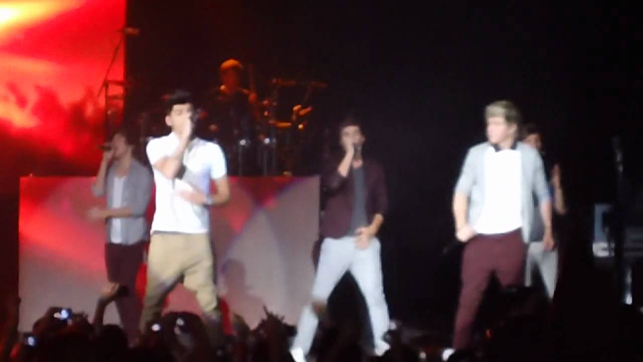One Direction - Everything About You [Mexico City Auditorio Nacional ...