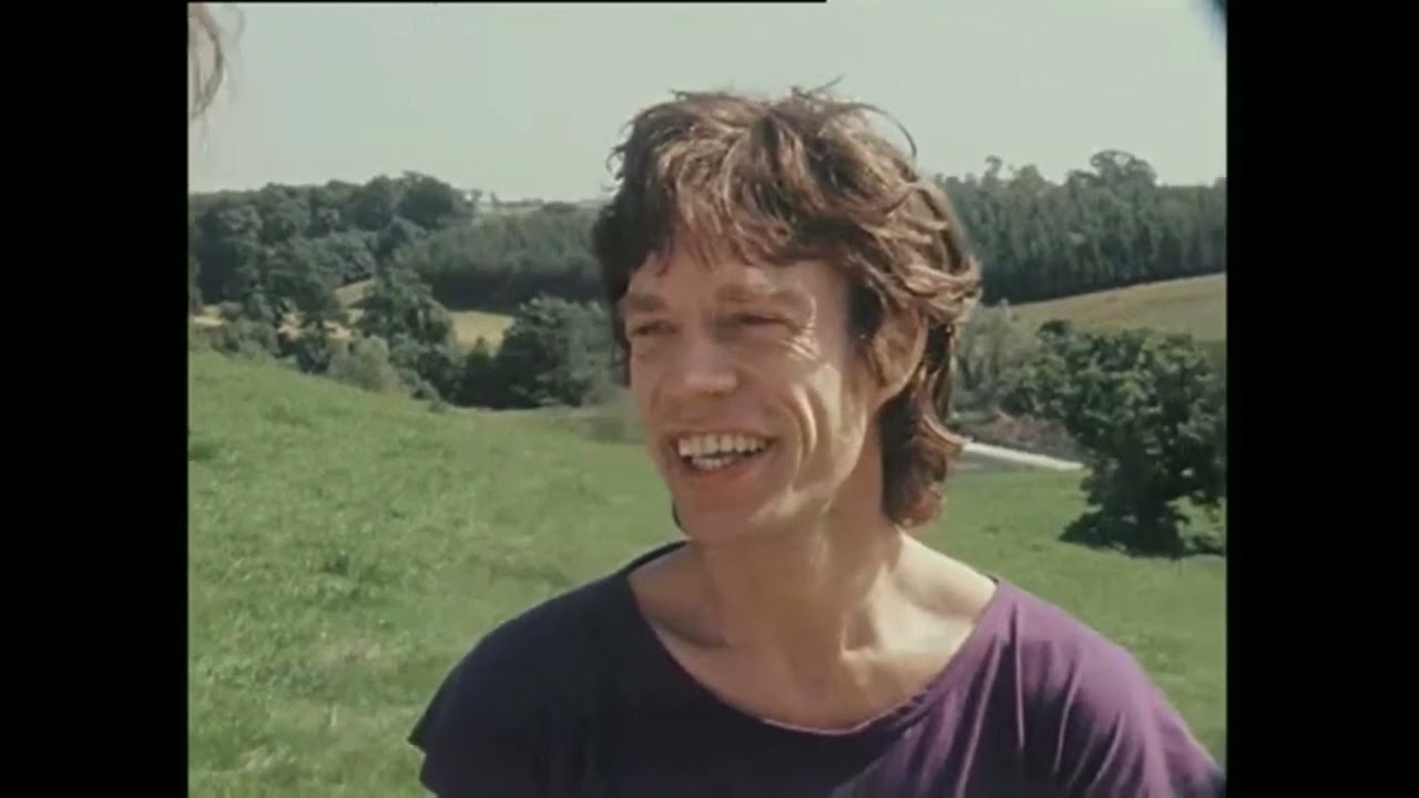 Mick Jagger ready for Slane Castle, Ireland 1982 - YouTube