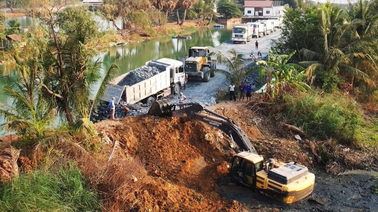 Incredible Full Videos Dump trucks and Excavator Stuck Turned Recovery ...