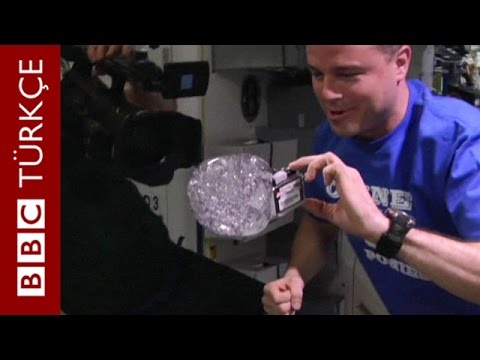 Astronotlar uzayda su ile oynarsa ne olur? - BBC TÜRKÇE