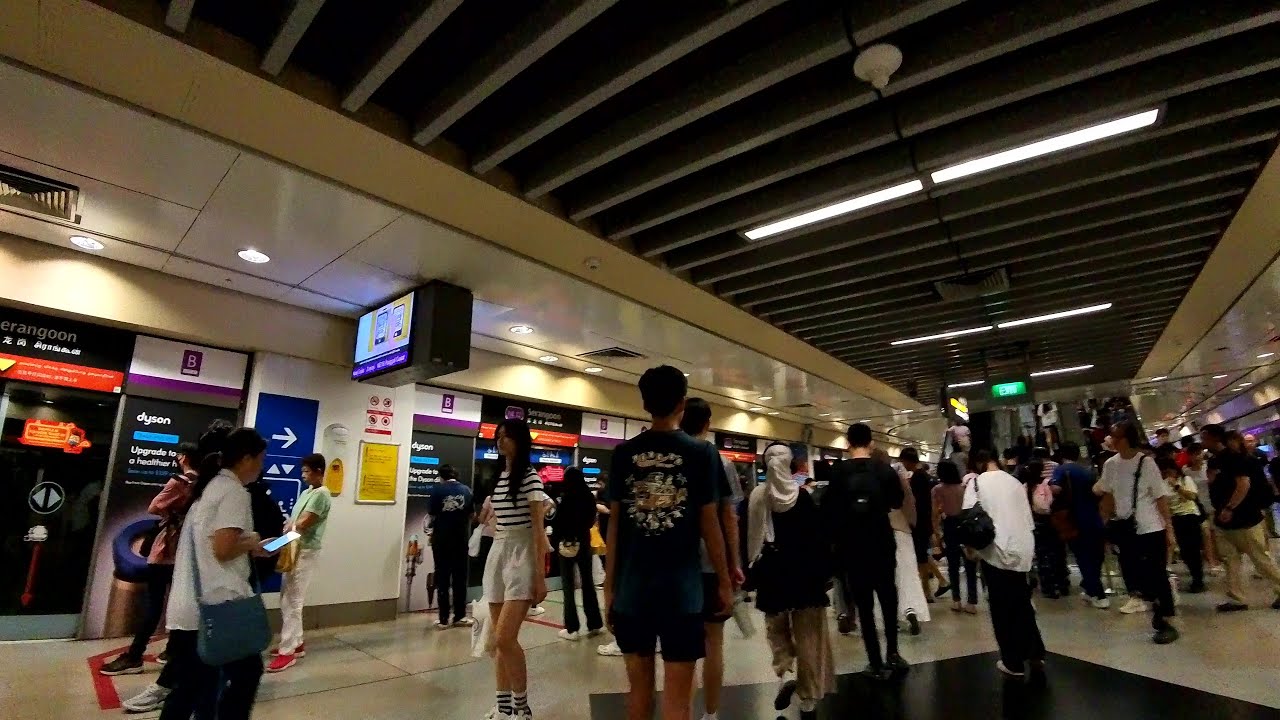 Serangoon MRT Station (NE12/CC13) | Paid transfer link walk from NEL ...