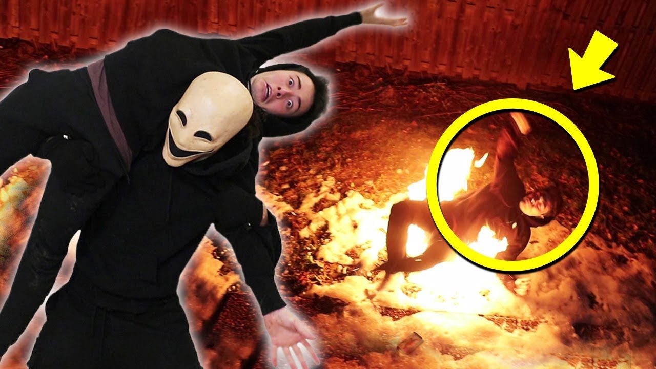 SMILEY MONSTER CONTROLLED ME AND THREW ME INTO A FIRE PIT!! (SCARY ...
