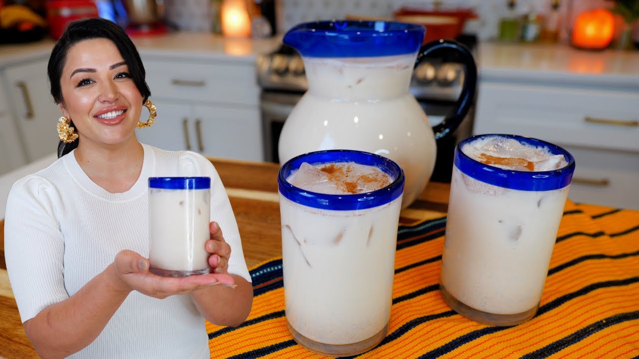 The BEST AUTHENTIC MEXICAN AGUA FRESCA de Horchata RECIPE - YouTube