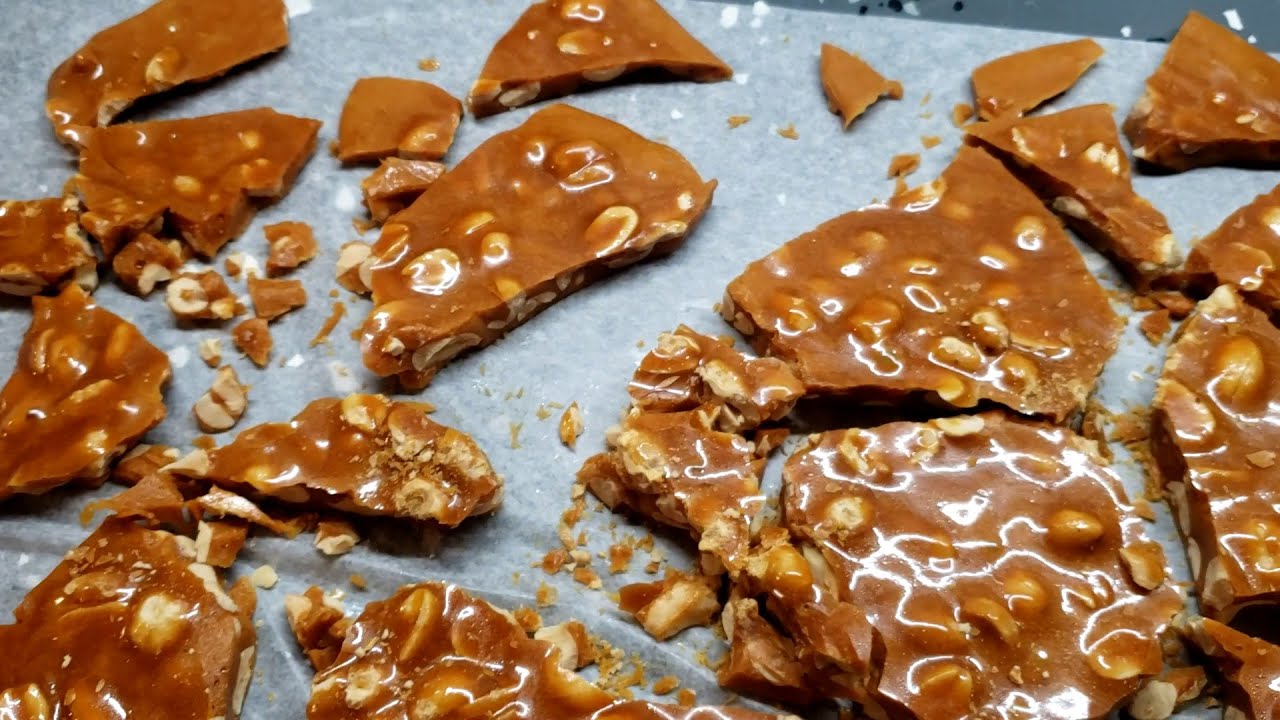 Holiday Candy Series: Peanut Brittle - YouTube