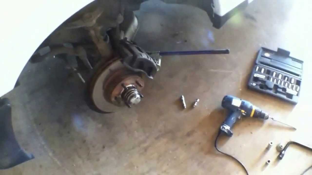 Ford Ranger Shock/Strut Replacement - YouTube