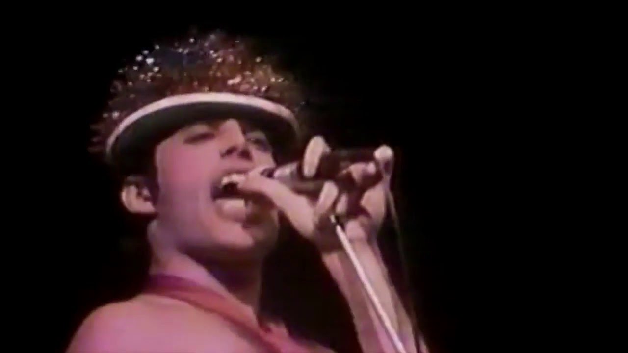 Queen - '39 Live + Violin - YouTube