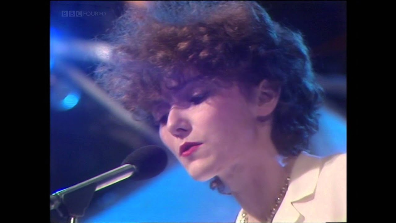 The Passions - I'm in Love With a German Filmstar - TOTP 1981 [HD ...