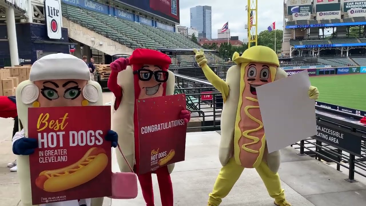 Hot Dog Diner wins Best Hot Dog title for second time - YouTube