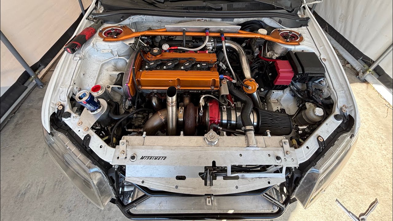 Dissembling the Evo 8 engine (Is the cylinder head good?) - YouTube