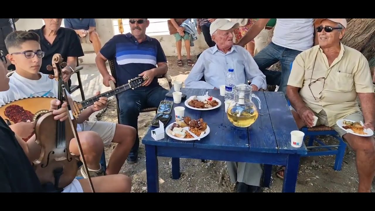 ΘΑΛΑΣΣΟΜΑΓΕΙΡΕΜΑΤΑ ΚΑΙ ΓΛΕΝΤΙ ΣΤΗΝ ΠΑΡΑΛΙΑ ΤΟΥ ΦΑΡΟΥ ΤΗΣ ΣΙΦΝΟΥ ...