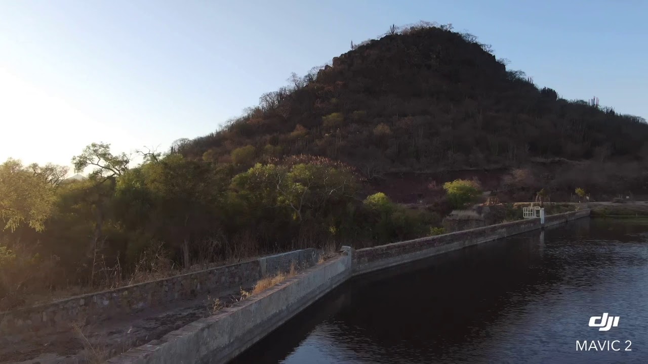 Colotitlan Jal - YouTube