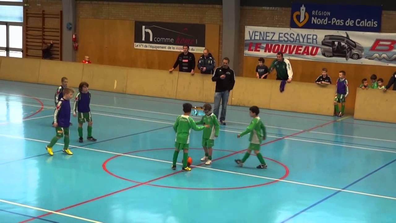 Tournoi mini foot en France - YouTube