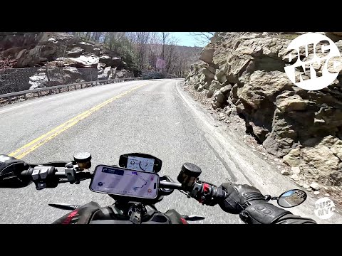 mature power - amateur activity in Ellenville - Ducati NYC Vlog v1852